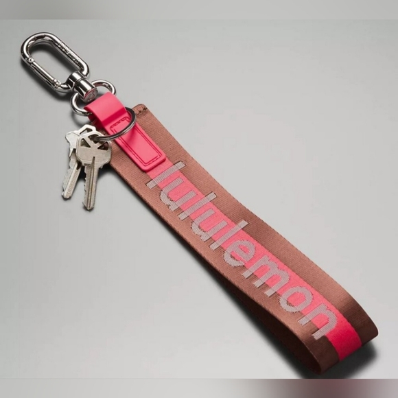 lululemon athletica | Accessories | Nwt Lululemon Never Lost Keychain ...